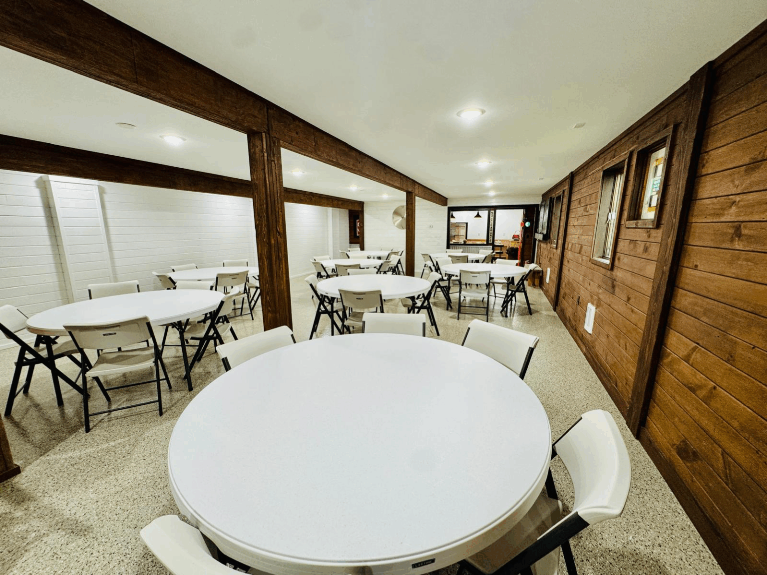 Great Northern Building-Meeting/Community Area | Maplelag Resort